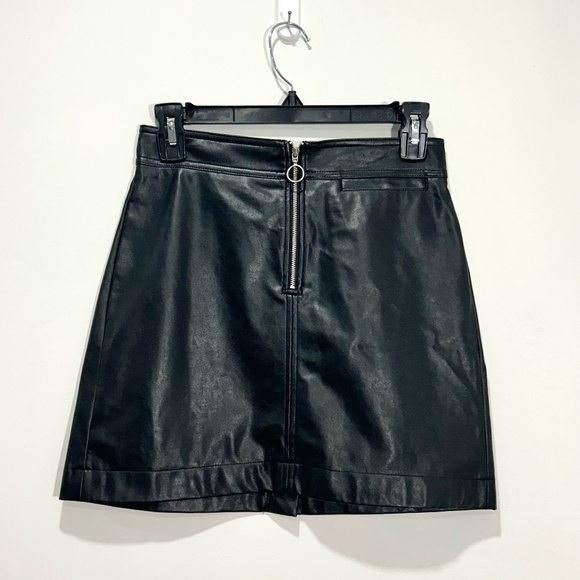 Wilfred | Skirts | Aritzia Wilfred Free Faux Leather Mini Skirt With ...